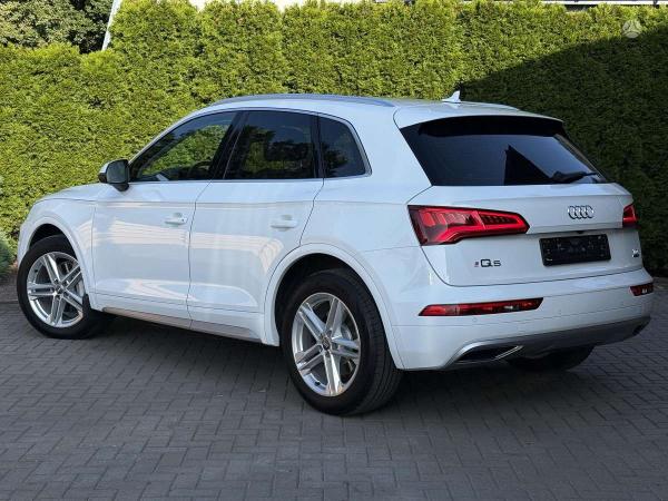 White Audi Q5 2017 in Jonava, with an engine capacity of 1.97 L and mileage of 227 thousand km for 18950 €, photo 10 on AUTOMOTO.COM.LV