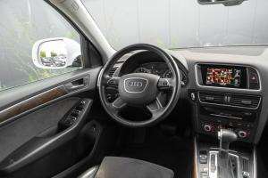 Balts Audi Q5 2017 Viļņa, ar dzinēja tilpumu 2.00 L un nobraukumu 181 tūkst. km par 14900 €, foto 11 vietnē AUTOMOTO.COM.LV