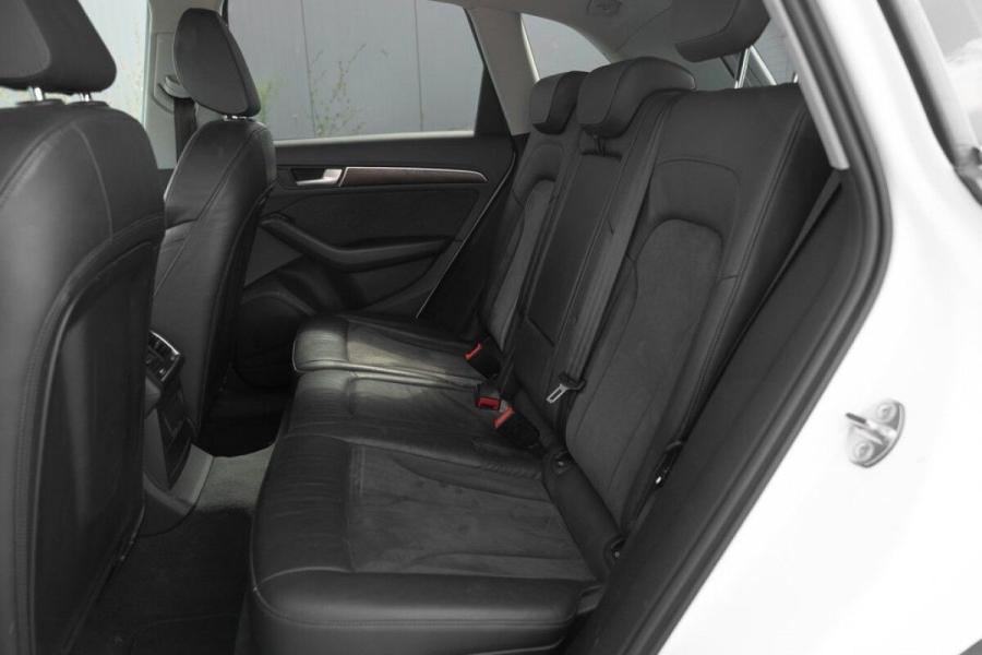 Balts Audi Q5 2017 Viļņa, ar dzinēja tilpumu 2.00 L un nobraukumu 181 tūkst. km par 14900 €, foto 13 vietnē AUTOMOTO.COM.LV