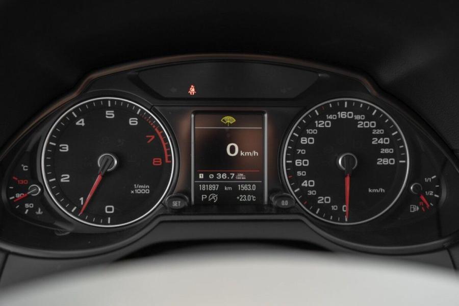 Balts Audi Q5 2017 Viļņa, ar dzinēja tilpumu 2.00 L un nobraukumu 181 tūkst. km par 14900 €, foto 17 vietnē AUTOMOTO.COM.LV