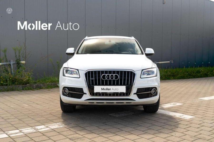 White Audi Q5 2017 in Vilnius, with an engine capacity of 2.00 L and mileage of 181 thousand km for 14900 €, photo 4 on AUTOMOTO.COM.LV