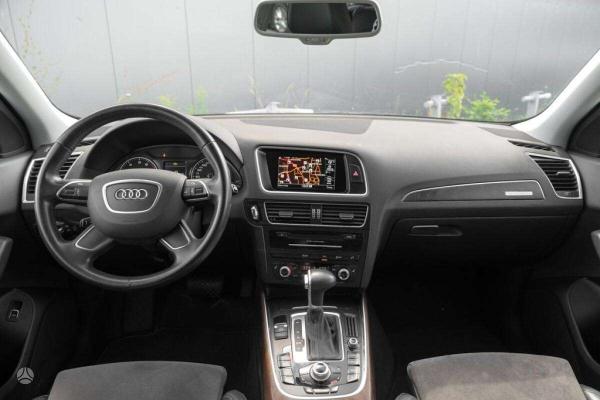 White Audi Q5 2017 in Vilnius, with an engine capacity of 2.00 L and mileage of 181 thousand km for 14900 €, photo 9 on AUTOMOTO.COM.LV