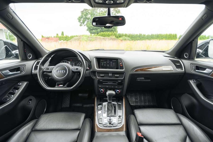 White Audi Q5 2017 in Klaipeda, with an engine capacity of 3.00 L and mileage of 194 thousand km for 14999 €, photo 31 on AUTOMOTO.COM.LV