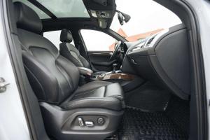 White Audi Q5 2017 in Klaipeda, with an engine capacity of 3.00 L and mileage of 194 thousand km for 14999 €, photo 33 on AUTOMOTO.COM.LV