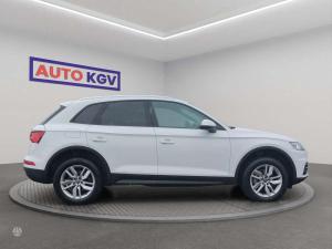 White Audi Q5 2017 in Vilnius, with an engine capacity of 2.00 L and mileage of 103 thousand km for 20999 €, photo 7 on AUTOMOTO.COM.LV