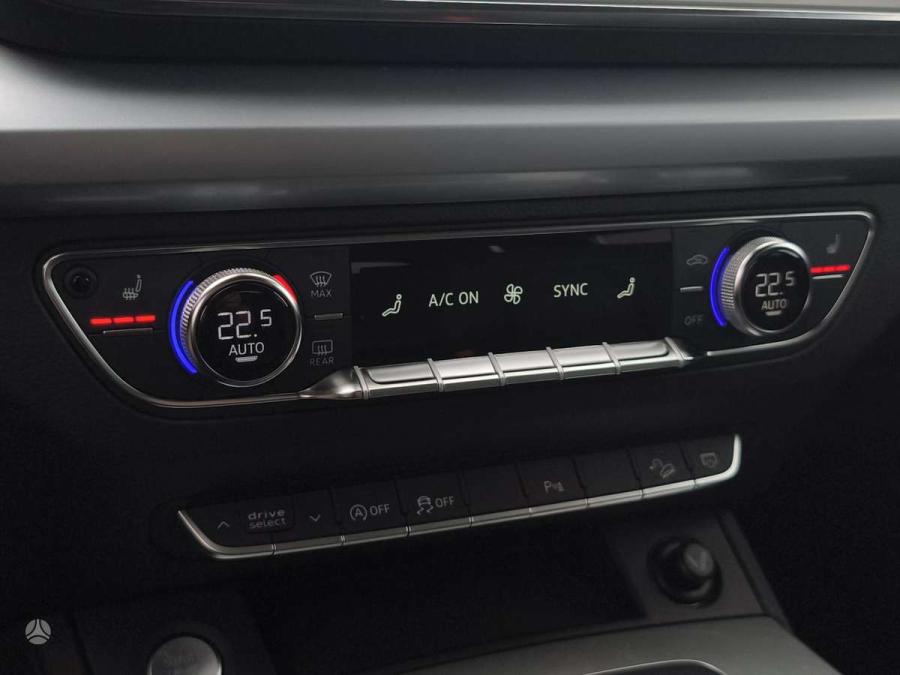 White Audi Q5 2017 in Vilnius, with an engine capacity of 2.00 L and mileage of 103 thousand km for 20999 €, photo 18 on AUTOMOTO.COM.LV