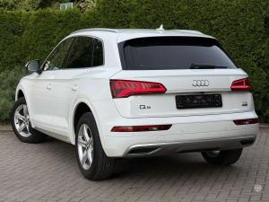 White Audi Q5 2017 in Jonava, with an engine capacity of 1.97 L and mileage of 219 thousand km for 18700 €, photo 10 on AUTOMOTO.COM.LV