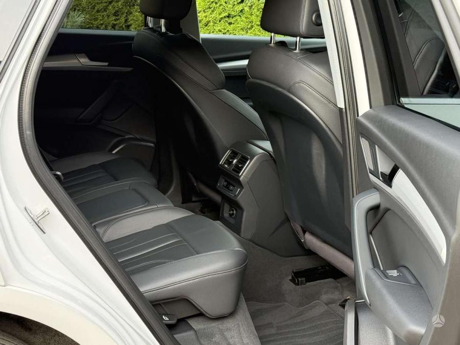 White Audi Q5 2017 in Jonava, with an engine capacity of 1.97 L and mileage of 219 thousand km for 18700 €, photo 25 on AUTOMOTO.COM.LV
