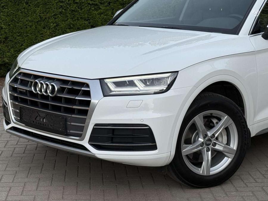 White Audi Q5 2017 in Jonava, with an engine capacity of 1.97 L and mileage of 219 thousand km for 18700 €, photo 42 on AUTOMOTO.COM.LV