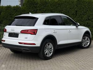 White Audi Q5 2017 in Jonava, with an engine capacity of 1.97 L and mileage of 193 thousand km for 18900 €, photo 7 on AUTOMOTO.COM.LV