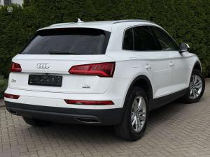 White Audi Q5 2017 in Jonava, with an engine capacity of 1.97 L and mileage of 193 thousand km for 18900 €, photo 8 on AUTOMOTO.COM.LV
