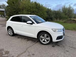 White Audi Q5 2017 in Ukmerge, with an engine capacity of 2.00 L and mileage of 386 thousand km for 14850 €, photo 6 on AUTOMOTO.COM.LV