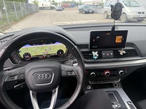 White Audi Q5 2017 in Ukmerge, with an engine capacity of 2.00 L and mileage of 386 thousand km for 14850 €, photo 10 on AUTOMOTO.COM.LV