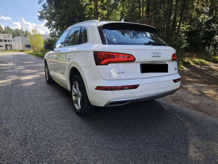White Audi Q5 2017 in Jonava, with an engine capacity of 2.00 L and mileage of 152 thousand km for 21800 €, photo 5 on AUTOMOTO.COM.LV