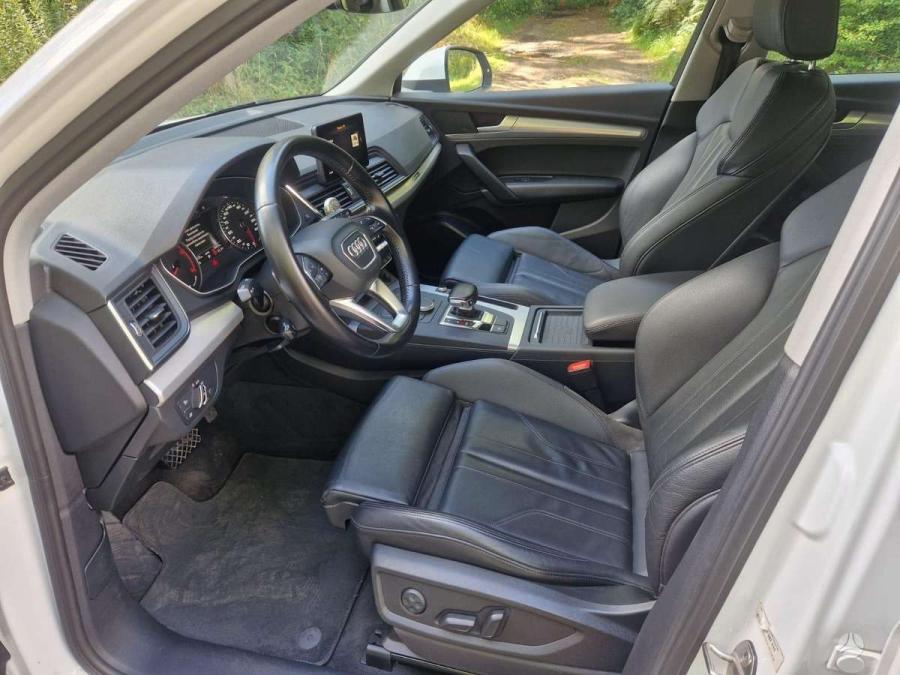 White Audi Q5 2017 in Jonava, with an engine capacity of 2.00 L and mileage of 152 thousand km for 21800 €, photo 7 on AUTOMOTO.COM.LV