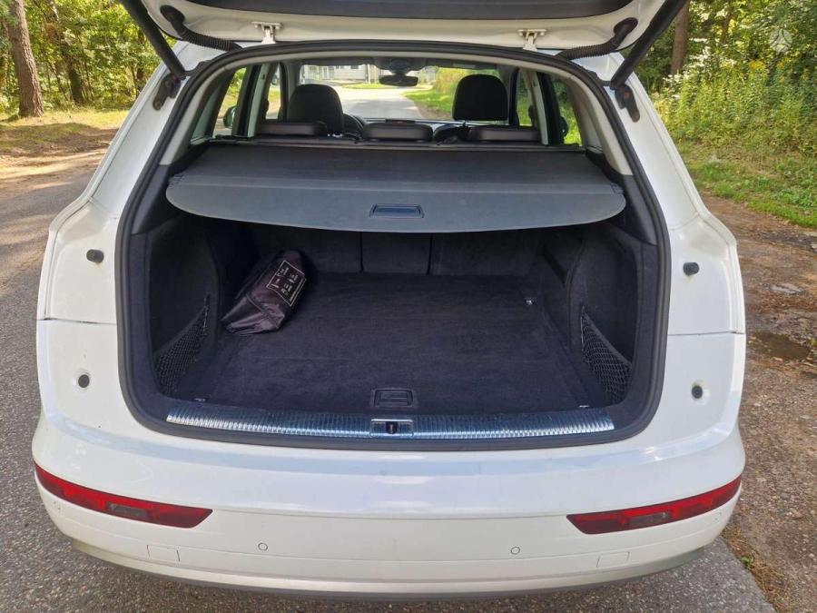 White Audi Q5 2017 in Jonava, with an engine capacity of 2.00 L and mileage of 152 thousand km for 21800 €, photo 14 on AUTOMOTO.COM.LV