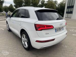 Balts Audi Q5 2017 Kauņa, ar dzinēja tilpumu 2.00 L un nobraukumu 308 tūkst. km par 18800 €, foto 3 vietnē AUTOMOTO.COM.LV