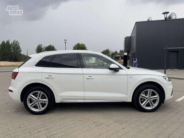 White Audi Q5 2017 in Kaunas, with an engine capacity of 2.00 L and mileage of 308 thousand km for 18800 €, photo 9 on AUTOMOTO.COM.LV