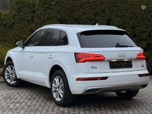 White Audi Q5 2018 in Jonava, with an engine capacity of 1.97 L and mileage of 197 thousand km for 19950 €, photo 6 on AUTOMOTO.COM.LV