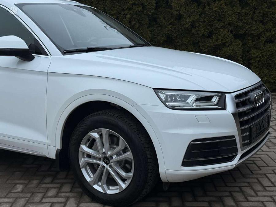 White Audi Q5 2018 in Jonava, with an engine capacity of 1.97 L and mileage of 197 thousand km for 19950 €, photo 32 on AUTOMOTO.COM.LV