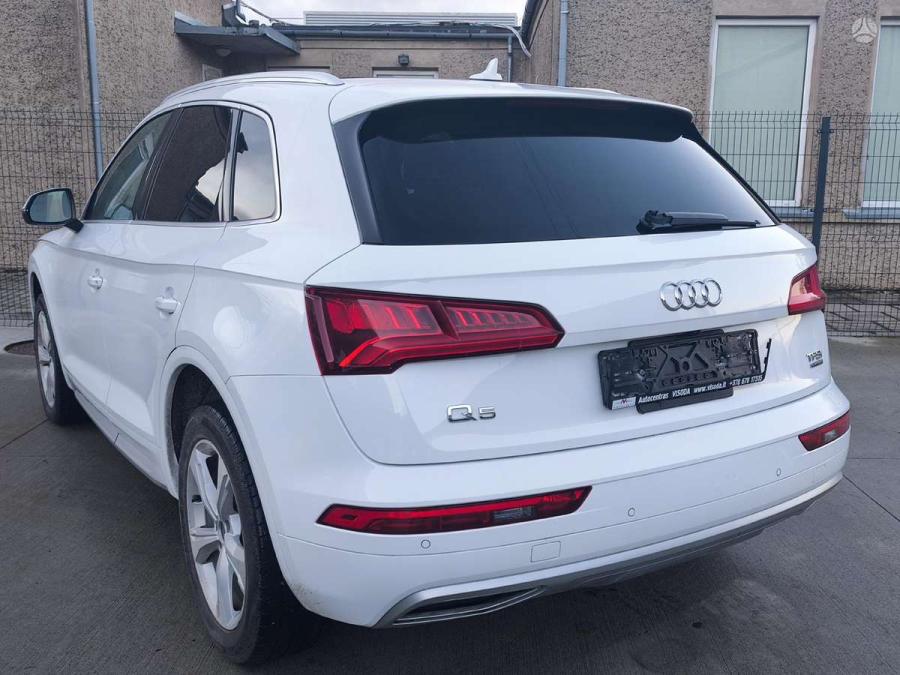 White Audi Q5 2018 in Klaipeda, with an engine capacity of 1.98 L and mileage of 134 thousand km for 177000 €, photo 6 on AUTOMOTO.COM.LV
