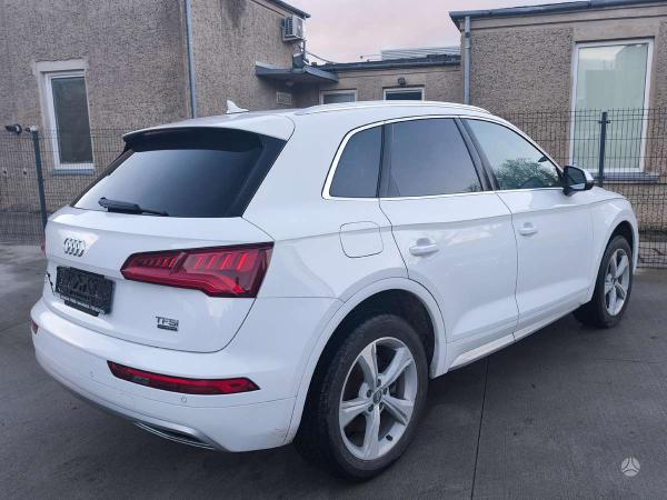 White Audi Q5 2018 in Klaipeda, with an engine capacity of 1.98 L and mileage of 134 thousand km for 18200 €, photo 5 on AUTOMOTO.COM.LV