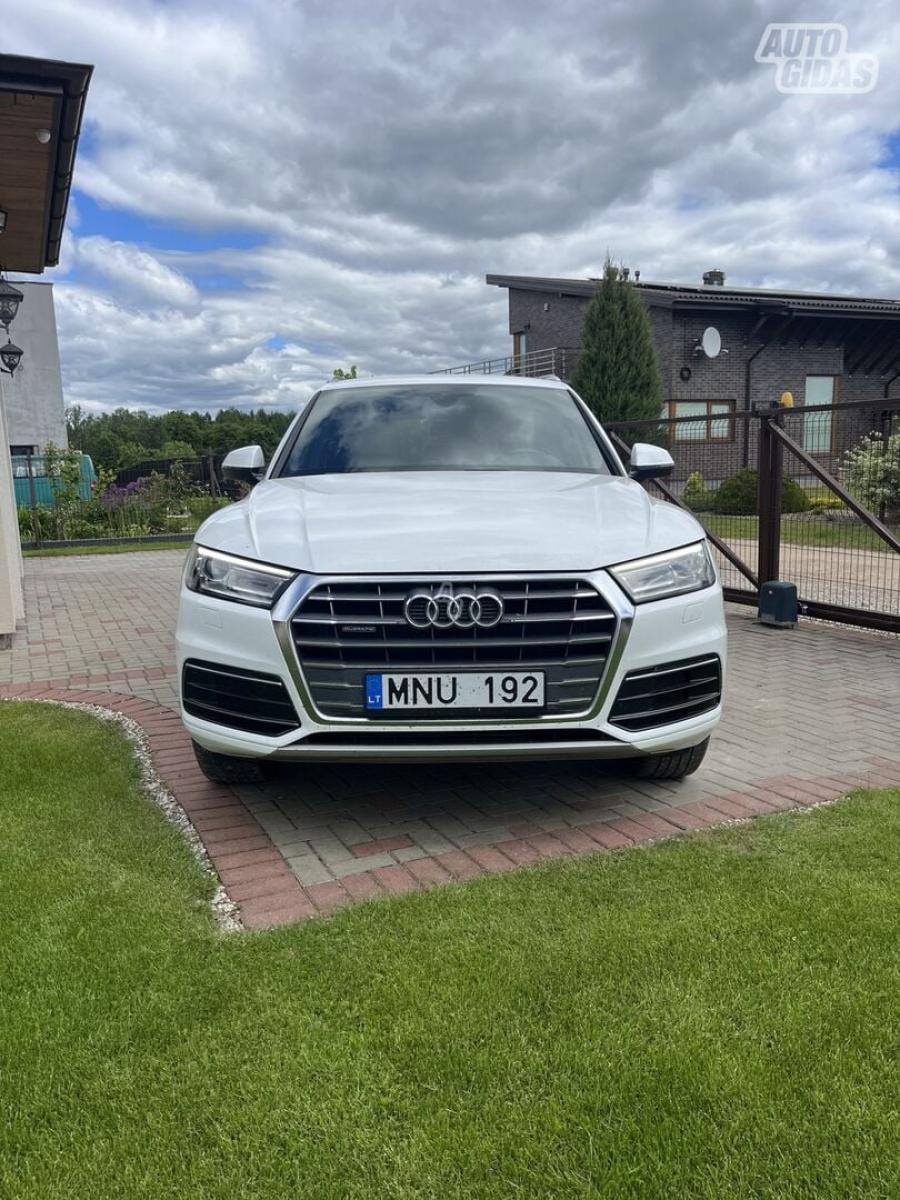 White Audi Q5 2018 in Kaunas, with an engine capacity of 2.00 L and mileage of 102 thousand km for 18650 €, photo 1 on AUTOMOTO.COM.LV