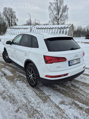 Balts Audi Q5 2018 Talsi, ar dzinēja tilpumu 2.00 L un nobraukumu 84 tūkst. km par 22000 €, foto 5 vietnē AUTOMOTO.COM.LV