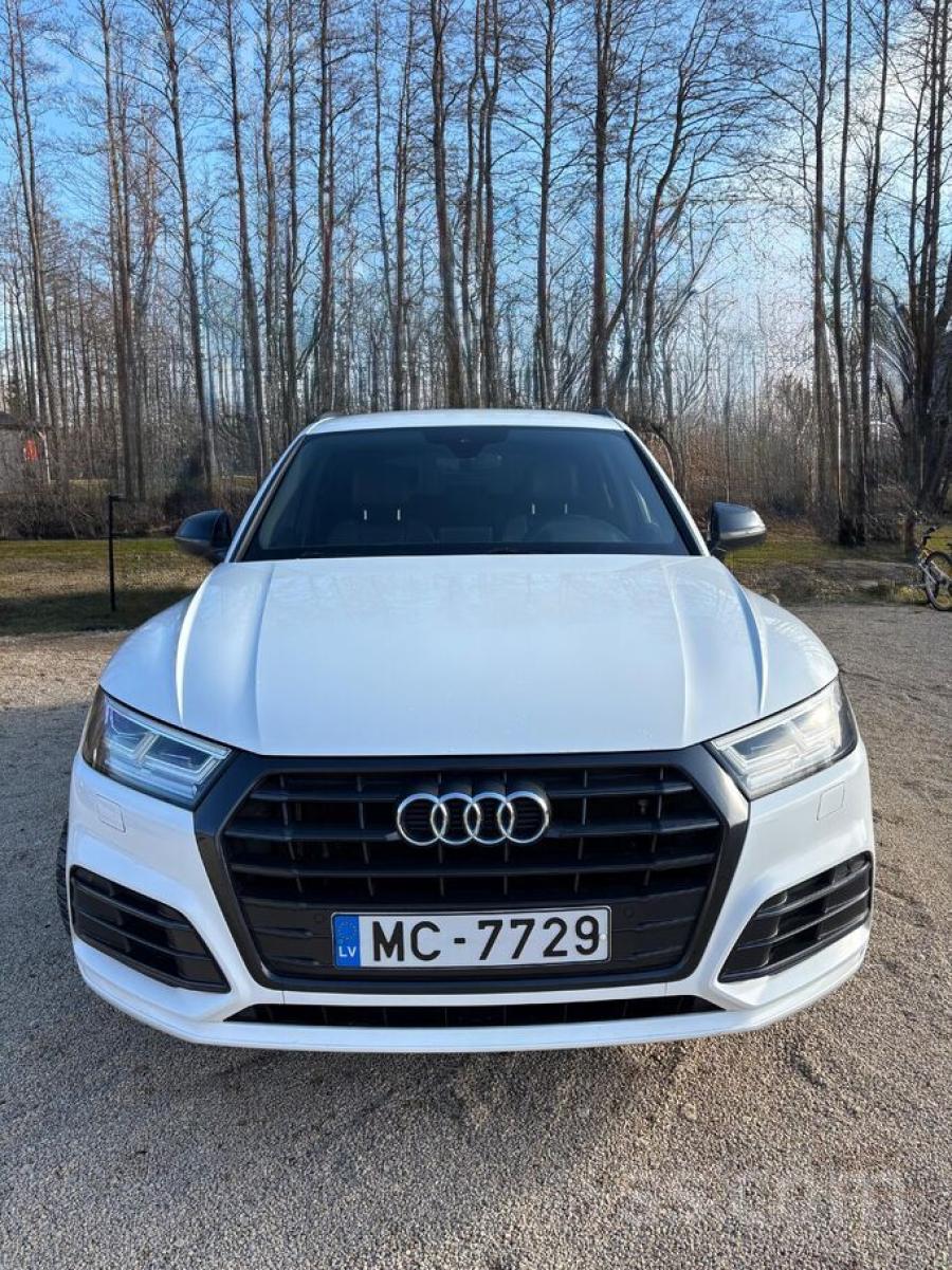 Balts Audi Q5 2018 Rīga, ar dzinēja tilpumu 2.00 L un nobraukumu 150 tūkst. km par 19780 €, foto 3 vietnē AUTOMOTO.COM.LV