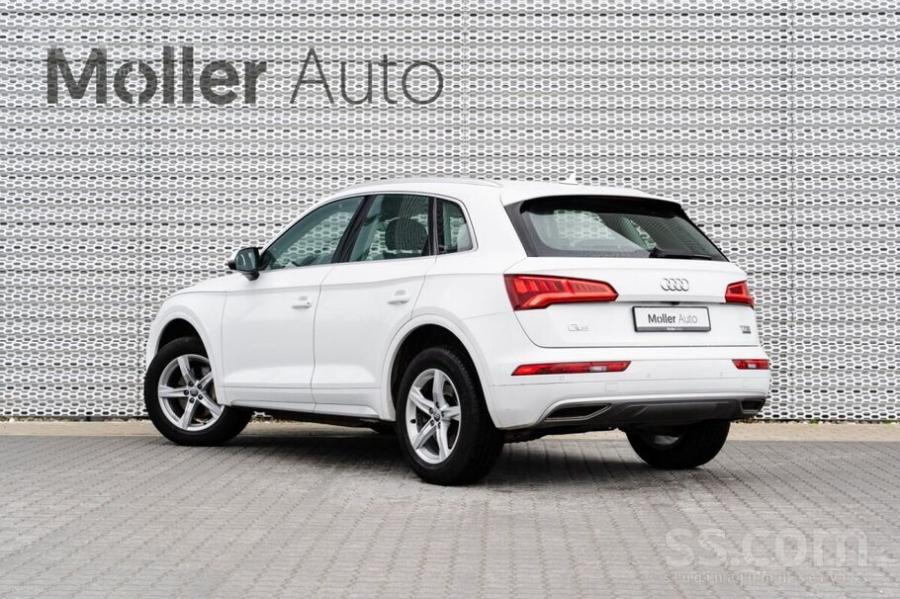 White Audi Q5 2018 in Riga, with an engine capacity of 2.00 L and mileage of 73 thousand km for 28450 €, photo 4 on AUTOMOTO.COM.LV