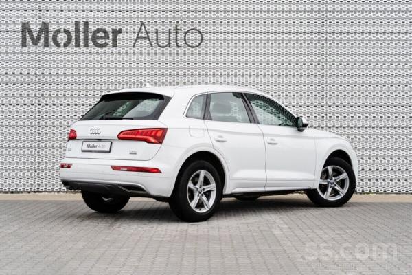 White Audi Q5 2018 in Riga, with an engine capacity of 2.00 L and mileage of 73 thousand km for 28450 €, photo 4 on AUTOMOTO.COM.LV