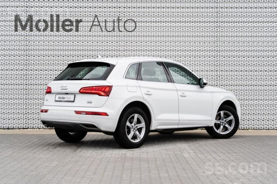 White Audi Q5 2018 in Riga, with an engine capacity of 2.00 L and mileage of 73 thousand km for 28450 €, photo 5 on AUTOMOTO.COM.LV
