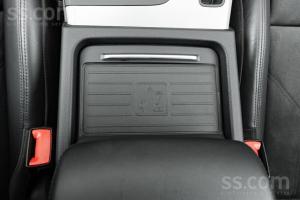 White Audi Q5 2018 in Riga, with an engine capacity of 2.00 L and mileage of 73 thousand km for 28450 €, photo 24 on AUTOMOTO.COM.LV
