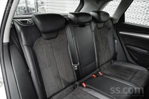 White Audi Q5 2018 in Riga, with an engine capacity of 2.00 L and mileage of 73 thousand km for 28450 €, photo 25 on AUTOMOTO.COM.LV