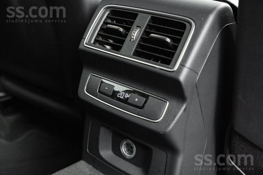 White Audi Q5 2018 in Riga, with an engine capacity of 2.00 L and mileage of 73 thousand km for 28450 €, photo 26 on AUTOMOTO.COM.LV