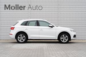 White Audi Q5 2018 in Marupe, with an engine capacity of 2.00 L and mileage of 73 thousand km for 28450 €, photo 6 on AUTOMOTO.COM.LV