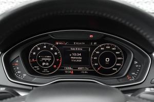 White Audi Q5 2018 in Marupe, with an engine capacity of 2.00 L and mileage of 73 thousand km for 28450 €, photo 14 on AUTOMOTO.COM.LV