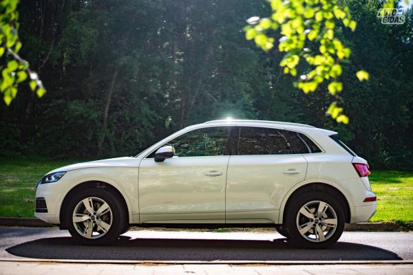 Balts Audi Q5 2018 Viļņa, ar dzinēja tilpumu 2.00 L un nobraukumu 129 tūkst. km par 20000 €, foto 2 vietnē AUTOMOTO.COM.LV