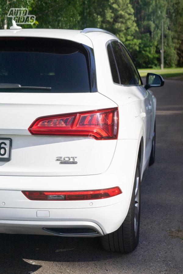 Balts Audi Q5 2018 Viļņa, ar dzinēja tilpumu 2.00 L un nobraukumu 129 tūkst. km par 20000 €, foto 7 vietnē AUTOMOTO.COM.LV