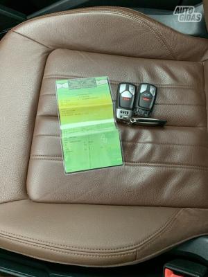 White Audi Q5 2018 in Vilnius, with an engine capacity of 2.00 L and mileage of 129 thousand km for 20000 €, photo 14 on AUTOMOTO.COM.LV