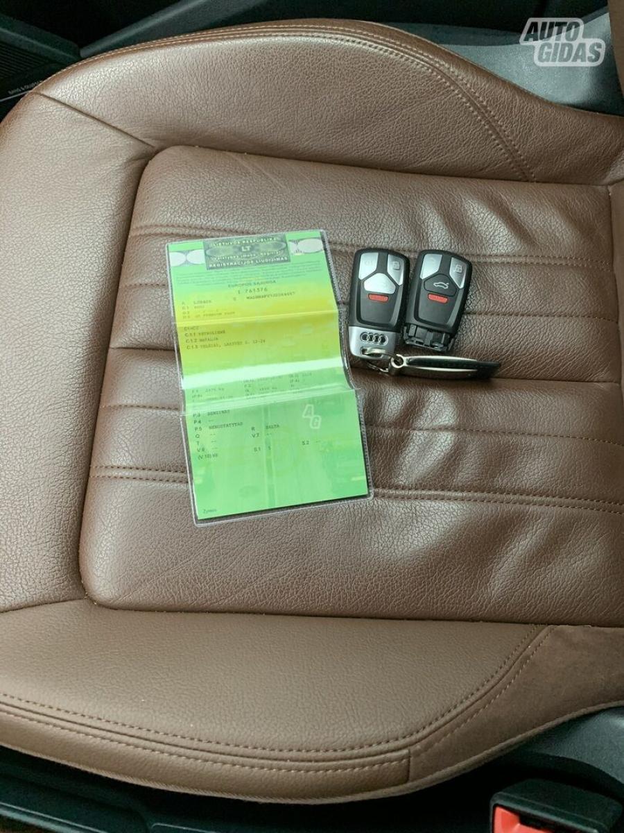 White Audi Q5 2018 in Vilnius, with an engine capacity of 2.00 L and mileage of 129 thousand km for 20000 €, photo 14 on AUTOMOTO.COM.LV