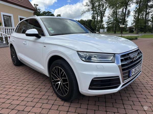 White Audi Q5 2018 in Siauliai, with an engine capacity of 2.00 L and mileage of 278 thousand km for 18500 €, photo 3 on AUTOMOTO.COM.LV