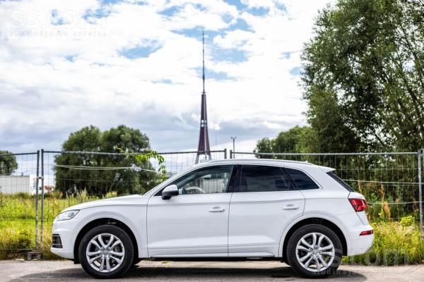 White Audi Q5 2018 in Riga, with an engine capacity of 2.00 L and mileage of 268 thousand km for 20990 €, photo 4 on AUTOMOTO.COM.LV