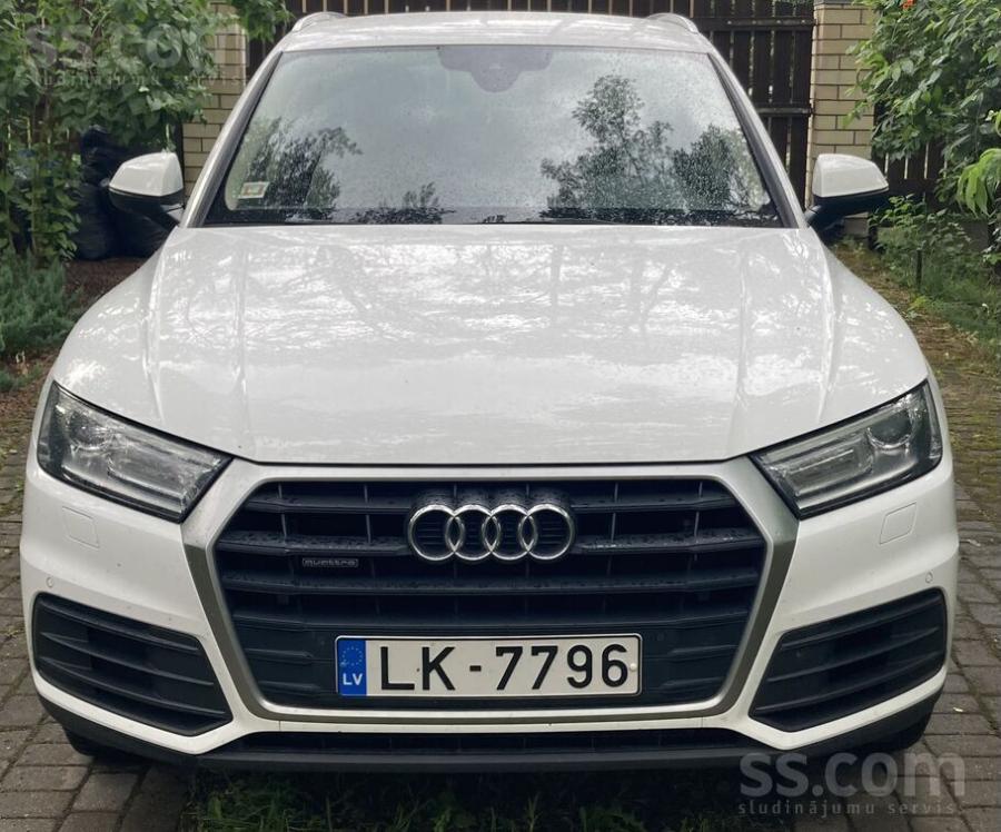 White Audi Q5 2018 in Riga, with an engine capacity of 2.00 L and mileage of 203 thousand km for 20500 €, photo 2 on AUTOMOTO.COM.LV
