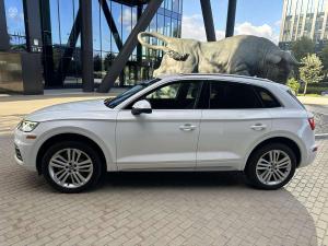 Balts Audi Q5 2018 Viļņa, ar dzinēja tilpumu 1.98 L un nobraukumu 200 tūkst. km par 18900 €, foto 7 vietnē AUTOMOTO.COM.LV