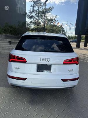 Balts Audi Q5 2018 Viļņa, ar dzinēja tilpumu 1.98 L un nobraukumu 200 tūkst. km par 18900 €, foto 9 vietnē AUTOMOTO.COM.LV