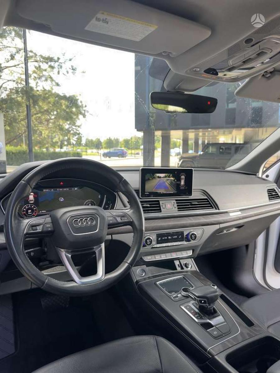 Balts Audi Q5 2018 Viļņa, ar dzinēja tilpumu 1.98 L un nobraukumu 200 tūkst. km par 18900 €, foto 14 vietnē AUTOMOTO.COM.LV