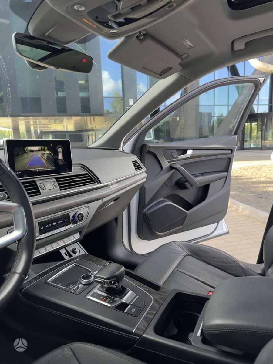 Balts Audi Q5 2018 Viļņa, ar dzinēja tilpumu 1.98 L un nobraukumu 200 tūkst. km par 18900 €, foto 15 vietnē AUTOMOTO.COM.LV