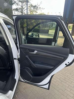 Balts Audi Q5 2018 Viļņa, ar dzinēja tilpumu 1.98 L un nobraukumu 200 tūkst. km par 18900 €, foto 19 vietnē AUTOMOTO.COM.LV