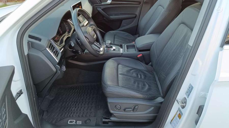 White Audi Q5 2018 in Klaipeda, with an engine capacity of 2.00 L and mileage of 52 thousand km for 20800 €, photo 17 on AUTOMOTO.COM.LV